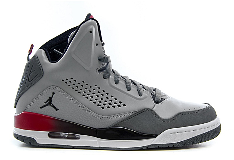 Jordan SC-3 "WolfGrey Red" (002/gris/negro/rojo/blanco)